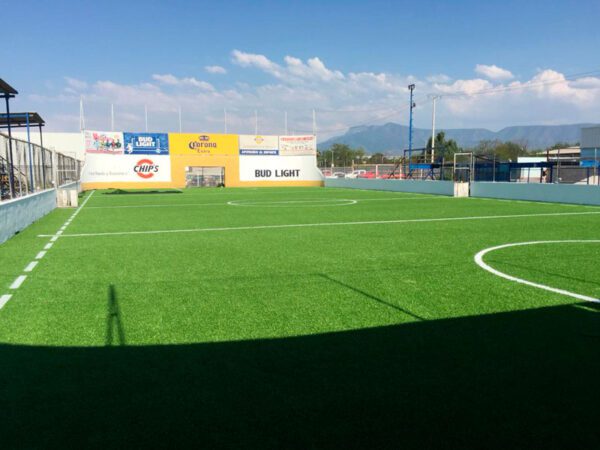 Construcción de canchas de Futbol Soccer y Americano - MOutdoors